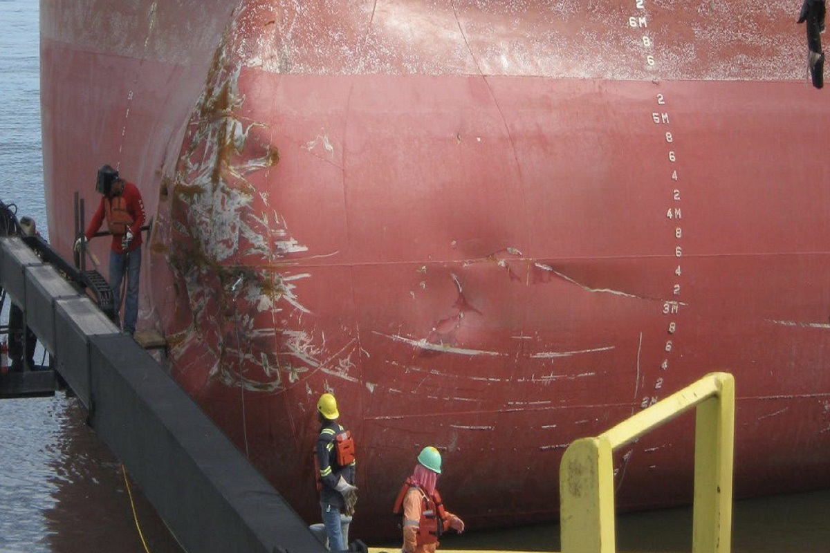 Η χρήση του κινητού από τον καπετάνιο και η μη επαρκής βάρδια του ...