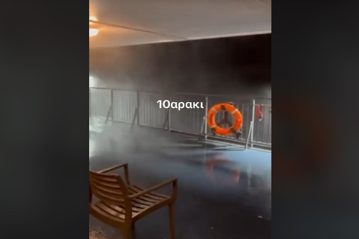Θυελλώδεις άνεμοι 10 μποφόρ χτυπούν πλοίο που έπλεε από Ηγουμενίτσα ...
