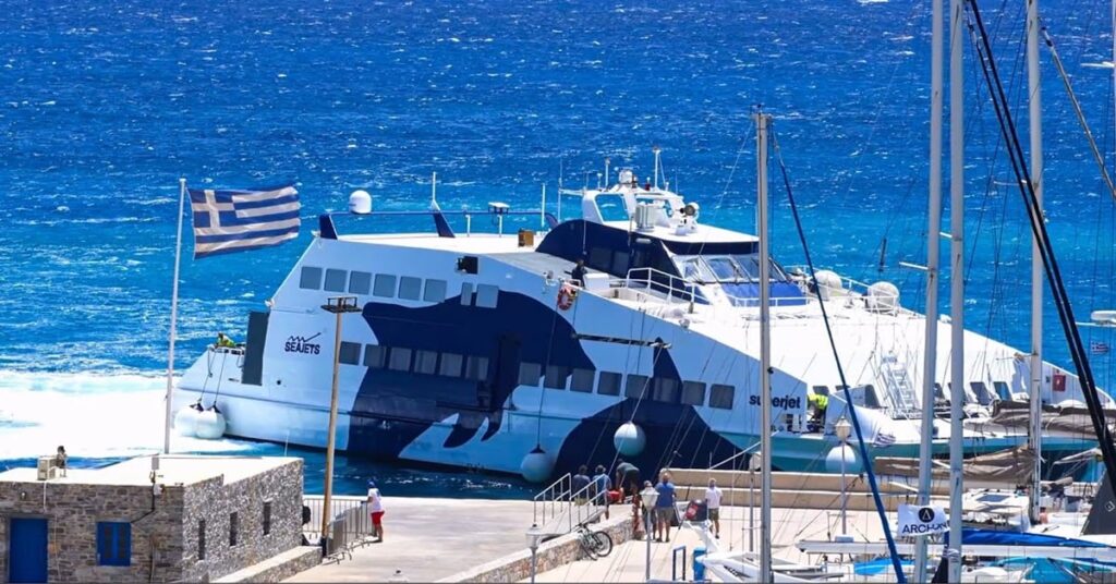 Διπλή προσπάθεια του Superjet για να δέσει στο Κουφονήσι λόγω ισχυρών ...